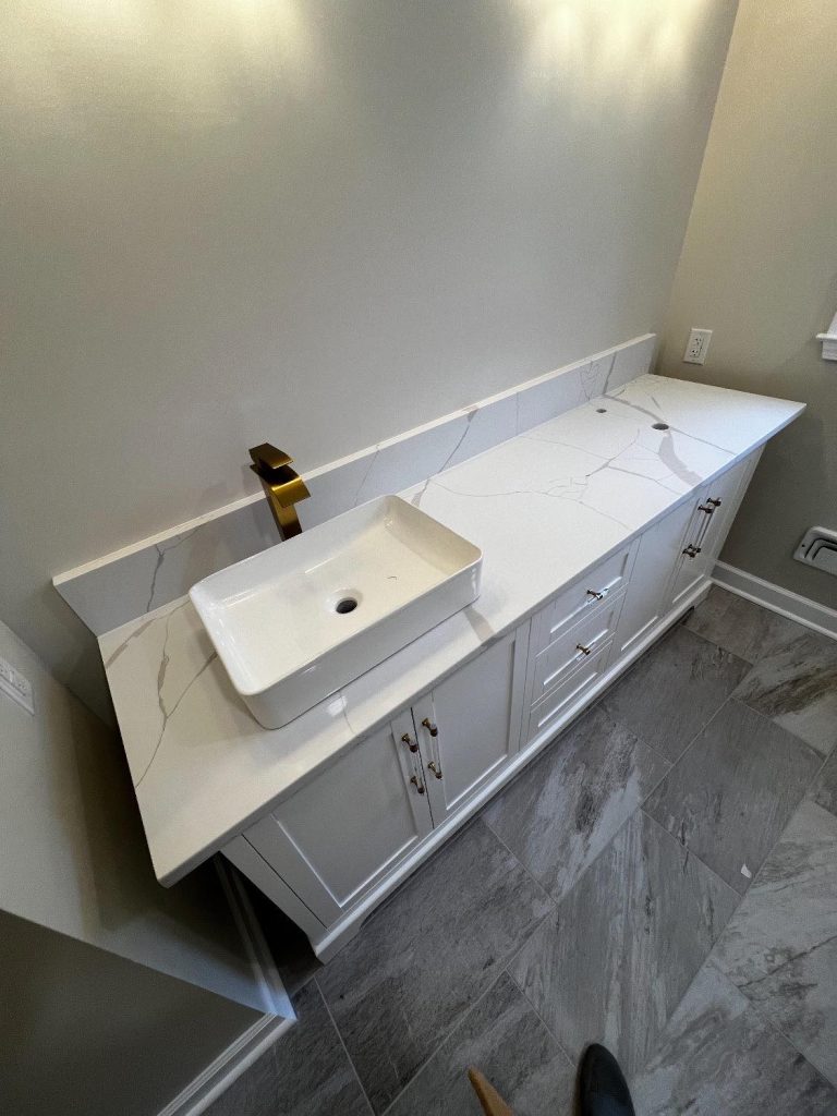 Anderson Granite & Marble Shop of Greenwood - Calacatta Rio Quartz - 02 ...