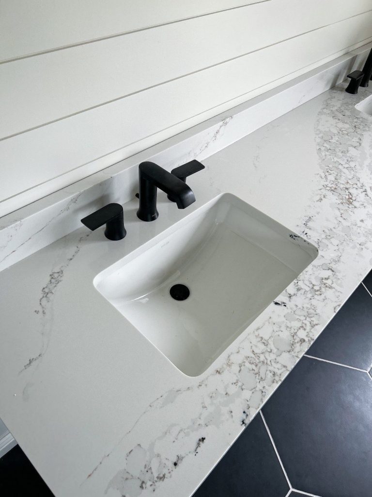 Anderson Granite & Marble Shop of Greenwood - Calacatta Tesoro Quartz ...